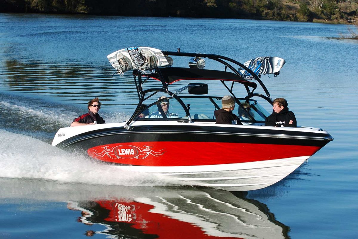 Eclipse - Lewis Boats